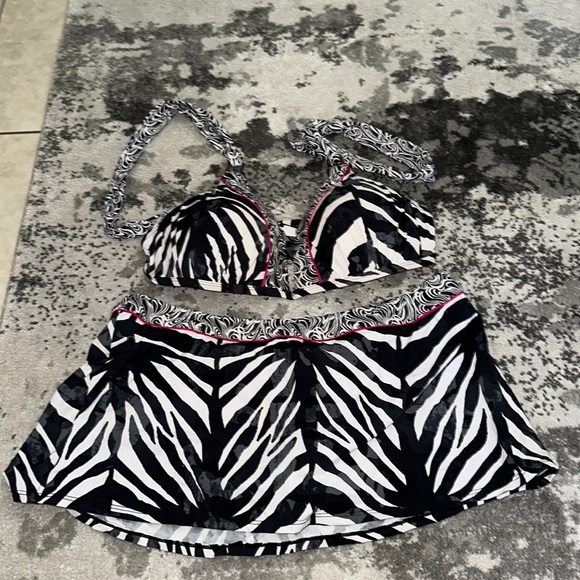 Kenneth Cole New York | Swim | Kenneth Cole Zebra Print Bikini Set With ...